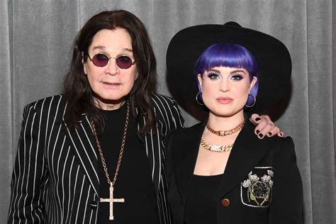 Ozzy Osbourne Bandmate Says Wind Blew Kelly S Lyrics Away As She Sang At Funeral