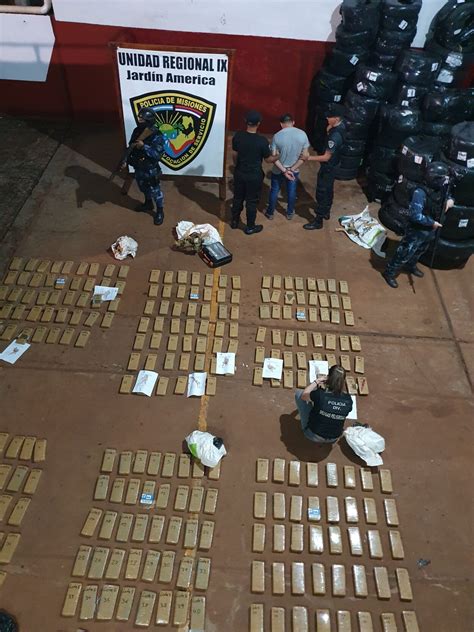 Persecución Y Detención Arrestaron A Un Colombiano Con Casi 200 Kilos