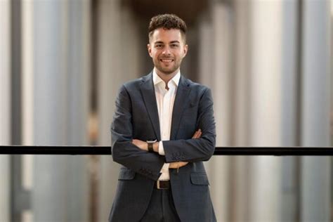 Studju Jsib Li L Familja U L Karriera L Ikbar Prijorità Tal Maltin U L