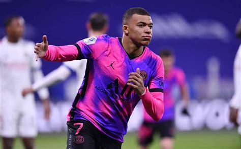 Soal Rumor Kylian Mbappe Ke Real Madrid Sikap Carlo Ancelotti Penuh