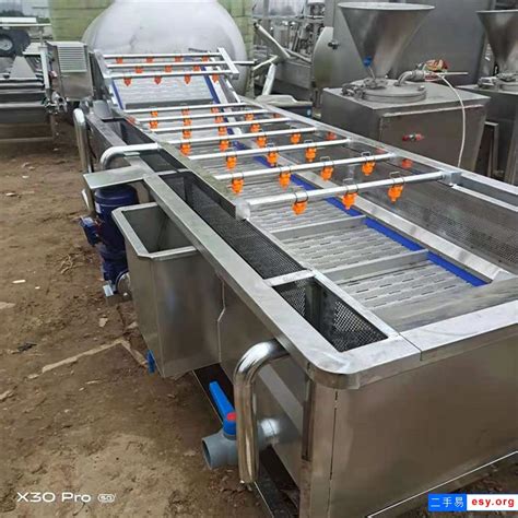 转让二手蔬菜气泡清洗机 多功能高压喷淋清洗机 菠菜清洗机 山东济宁 二手亿