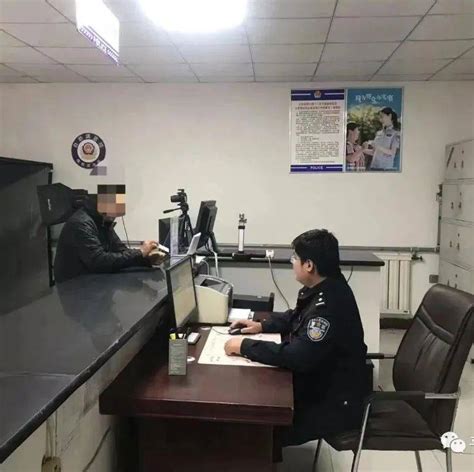【喜迎二十大 忠诚保平安】纸笔之间现真情，拇指传声暖人心小朱群众身份证