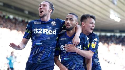 El Leeds De Marcelo Bielsa Pone Un Pie En La Final Por El Ascenso D10