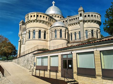 Visite du village médiéval de Penne dAgenais et son sanctuaire Guide
