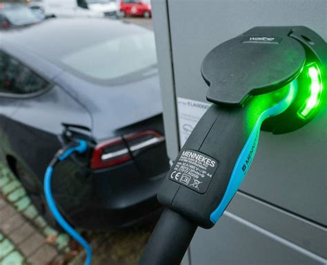 FDP dringt auf Konzept für Ausbau der Wuppertaler Ladeinfrastruktur