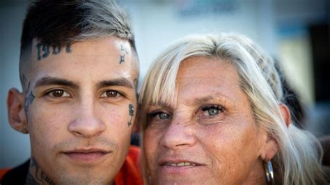 Habló La Mamá De L Gante Sobre La Vida Del Cantante