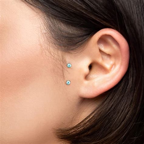 Vertical Tragus And Tragus Piercing