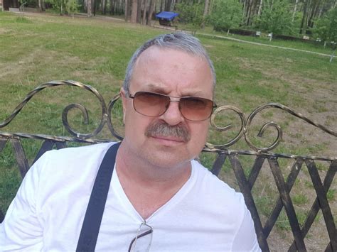 Вячеслав Никонов 2 / Стихи.ру