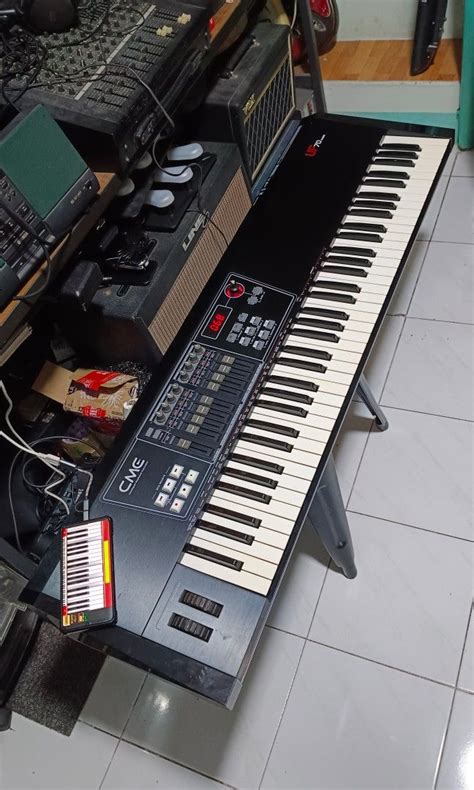 Cmf Uf70 Classic Midi Keyboard Controller Hobbies And Toys Music