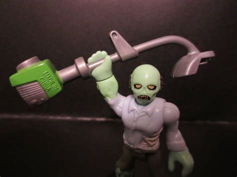 Action Figure Barbecue Action Figure Review Zombie From Imaginext