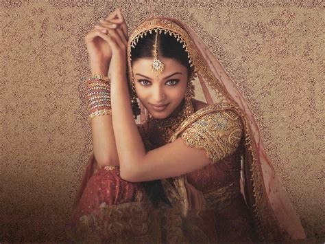 Aishwarya Rai Latest Hd Wallpapers Aishwarya Rai Desktop Wallpaper ~ Hot Photos Hub