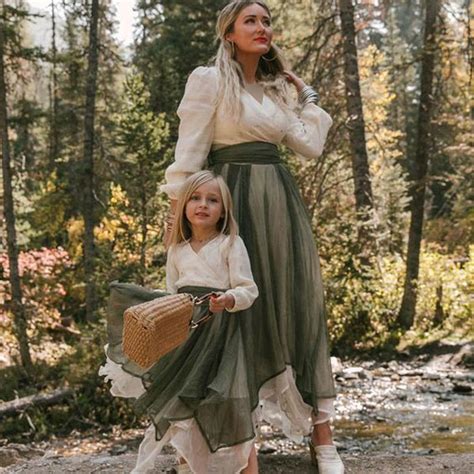 ست مادر دختری ساده و شیک لباس مجلسی ست مادر دختری