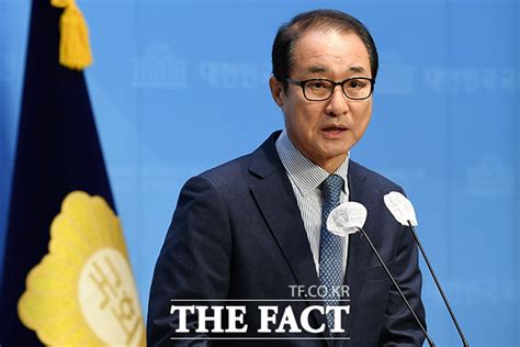 돈봉투 의혹 탈당 이성만 노종면 부평갑 단일화하자 Tf사진관 포토 기사 더팩트