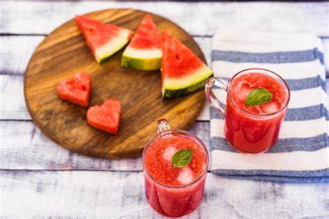 4 Simple Ways To Keep Your Bones Healthy And Strong Womens Health