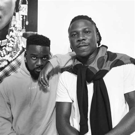 Accraguy🇬🇭 On Twitter Bob Marley X Sarkodie Stir It Up Bob Marley X