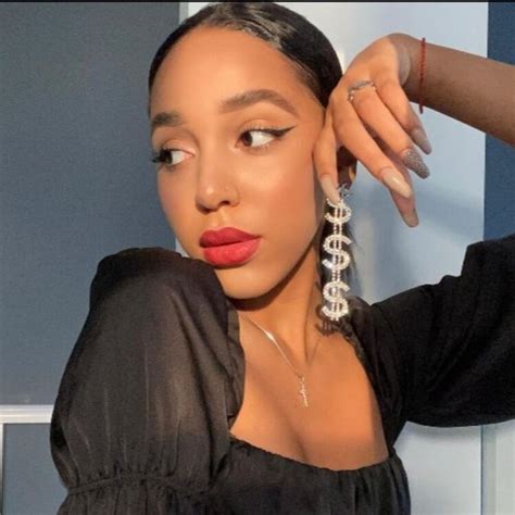 Hot Sexy Alisha Kone Bikini Pics