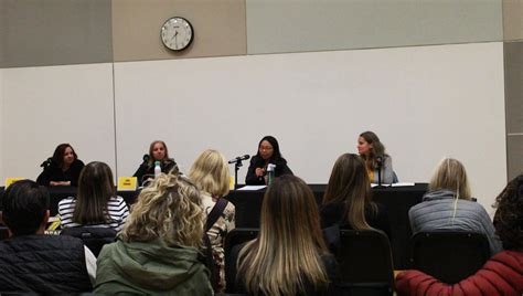 Students Host School Board Candidates Forum The Beachcomber
