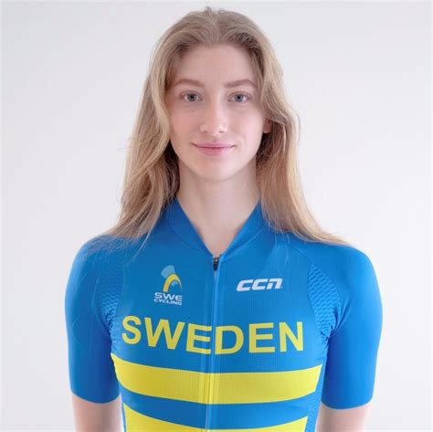Hela Sex Damcyklister Och Två Herrar är Klara För Vm Finalen I E
