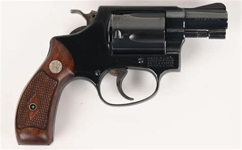 Smith And Wesson Model 36 Snub Nose 38 Special 4912061921
