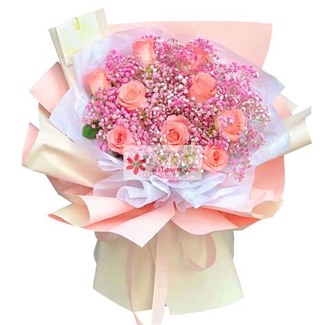 9朵戴安娜粉玫瑰满天星，醉人的美丽 六朵花