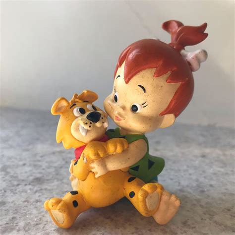 清走舊玩具：絕版聰明笨伯《the Flintstones》既女兒roxy Rubble 興趣及遊戲 玩具 And 遊戲類 Carousell