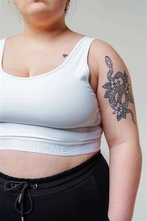 5 Best Sports Bra Binding Methods That Work By Markeyajacob Medium