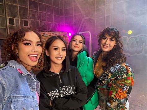 Iveel Alex Өвлийн улиралд ТЭНЦВЭРИЙН ДУГУЙ унаж болно Дугуйны цаныг суурилуулахад хялбар