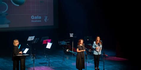 Informator Stolicy Warszawska Nagroda Edukacji Kulturalnej Przyznana