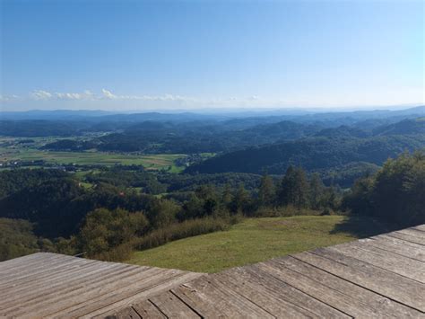 Nebesa Nad Šentrupertom Pisane Zgodbe