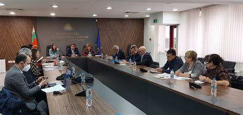 След срещата на МРРБ с браншови организации се очаква обнародването на Наредбата за техническите