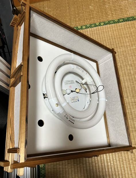 Yahooオークション 中2灯 天井照明 蛍光灯照明器具 和風角型木製ペ