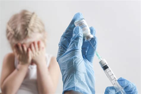 어린이 예방 접종 의료 및 의료 개념 전염병예방 프로그램 2 3 살에 대한 스톡 사진 및 기타 이미지 2 3 살 2명