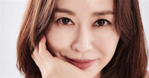 공식 미녀배우 김예령 가족이엔티와 전속계약손병호와 한솥밥