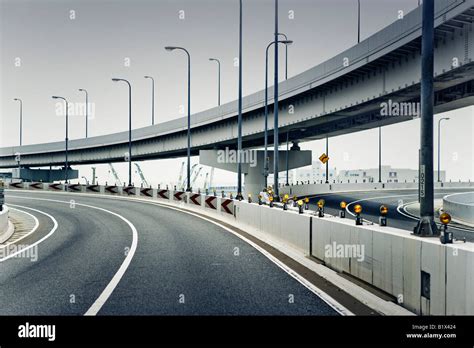 Flyover Hi Res Stock Photography And Images Alamy