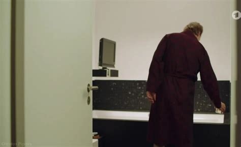 Guy Drops Towel In Front Of Woman Guy Drops Towel In Front Of Woman