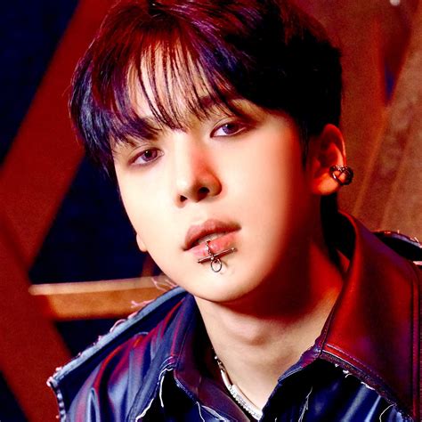 Yunho Wiki Ateez 에이티즈 Amino Amino