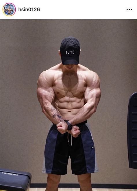 One Of The Rare Natural Ifbb Pro R Nattyorjuice