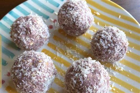 Bolitas De Fresa Y Almendra De 282 Kcal Receta Fácil En La App Avena