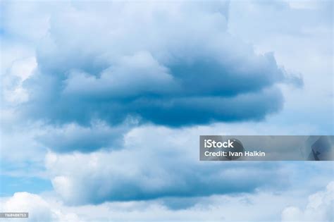 여름 푸른 하늘에 Cumulonimbus 구름 건강관리와 의술에 대한 스톡 사진 및 기타 이미지 건강관리와 의술 경관