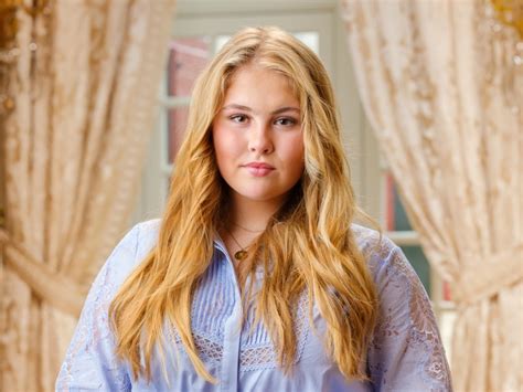 Prinses Amalia Ik Ben Verliefd” Showbizzsitenl