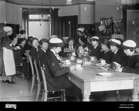 The Womens Royal Naval Service On The Home Front 1917 1918 Wrns