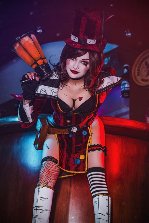Borderlands Mad Moxxi Rricare