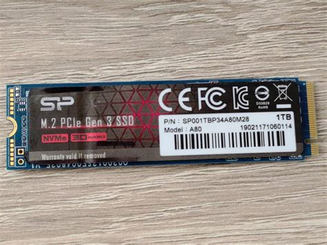 目立った傷や汚れなしSilicon Power シリコンパワー SSD 1TB NVMe SP001TBP34A80M28 の落札情報詳細