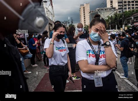 Employees Of Philippine Broadcast Network Abs Cbn Hi Res Stock