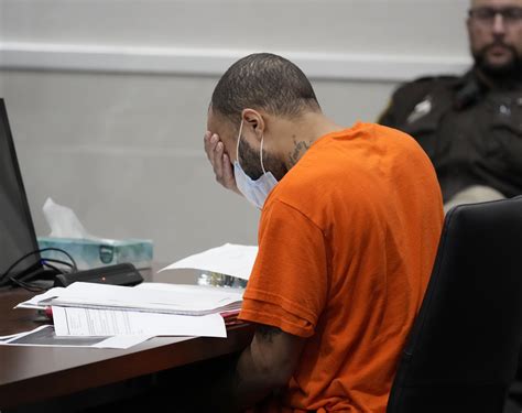 Darrell Brooks Hallan Culpable Al Hombre Que Arrolló A Una Multitud En