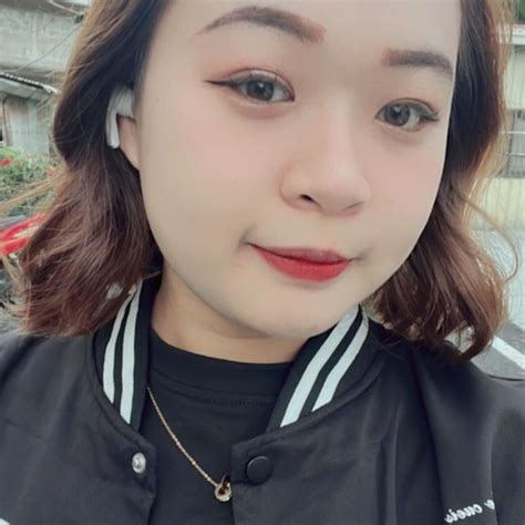 Chu Lingyu Yuyu 920307 On Threads