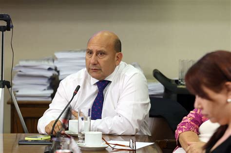 Diputado Bórquez Solicita Anticipar Implementación De Albergue En Castro Eln Radio