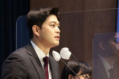 김용태 김기현에 安정체성 검증 장제원 뭐가 되나 아시아경제