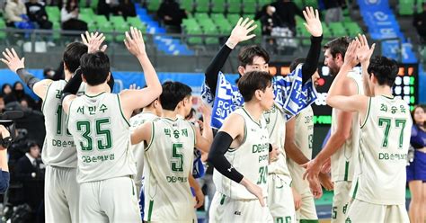 골밑 제압 Db 가스공사 꺾고 2연패 탈출강상재 더블더블