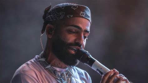 Arcángel Estrenó Su Nuevo Disco Sr Santos Un Homenaje A Su Difunto